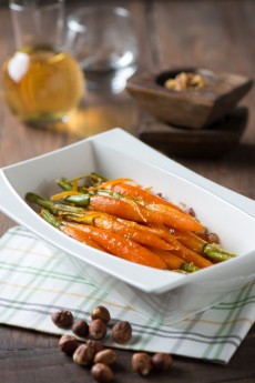 Mini-carottes glacées au sirop d'érable et à l'orange - Carottes de France